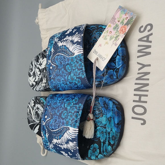 Johnny Was | Shoes | Johnny Was Sz 9 Pool Slides Sandals Blue Phoenix ...